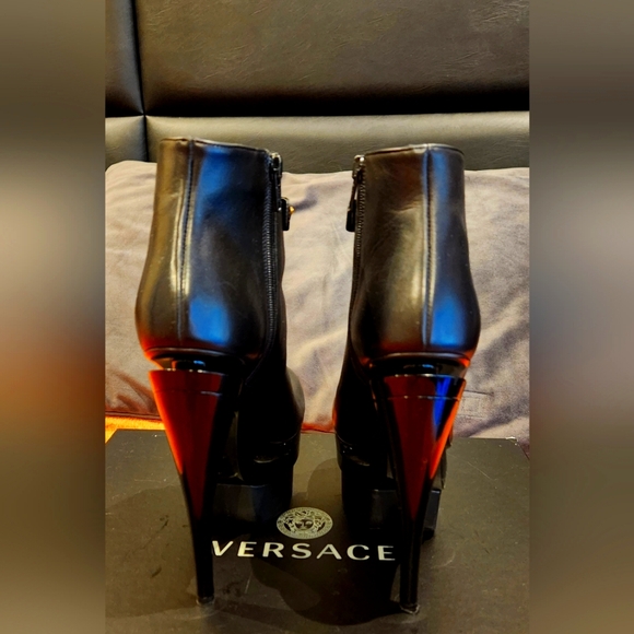 Versace | Shoes | Authentic Versace Medusa Triple Platform Black ...